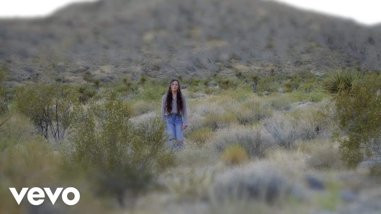 Courtney Akbar - Can you hear me? - YouTube