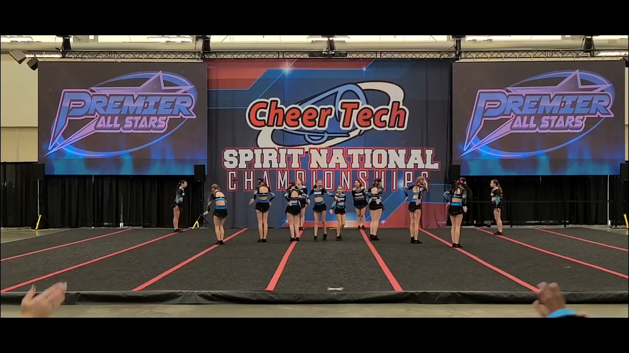 Gaby 2022 Cheer - YouTube