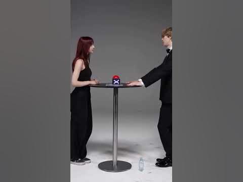 Дилблин. Скрытый наушник - YouTube