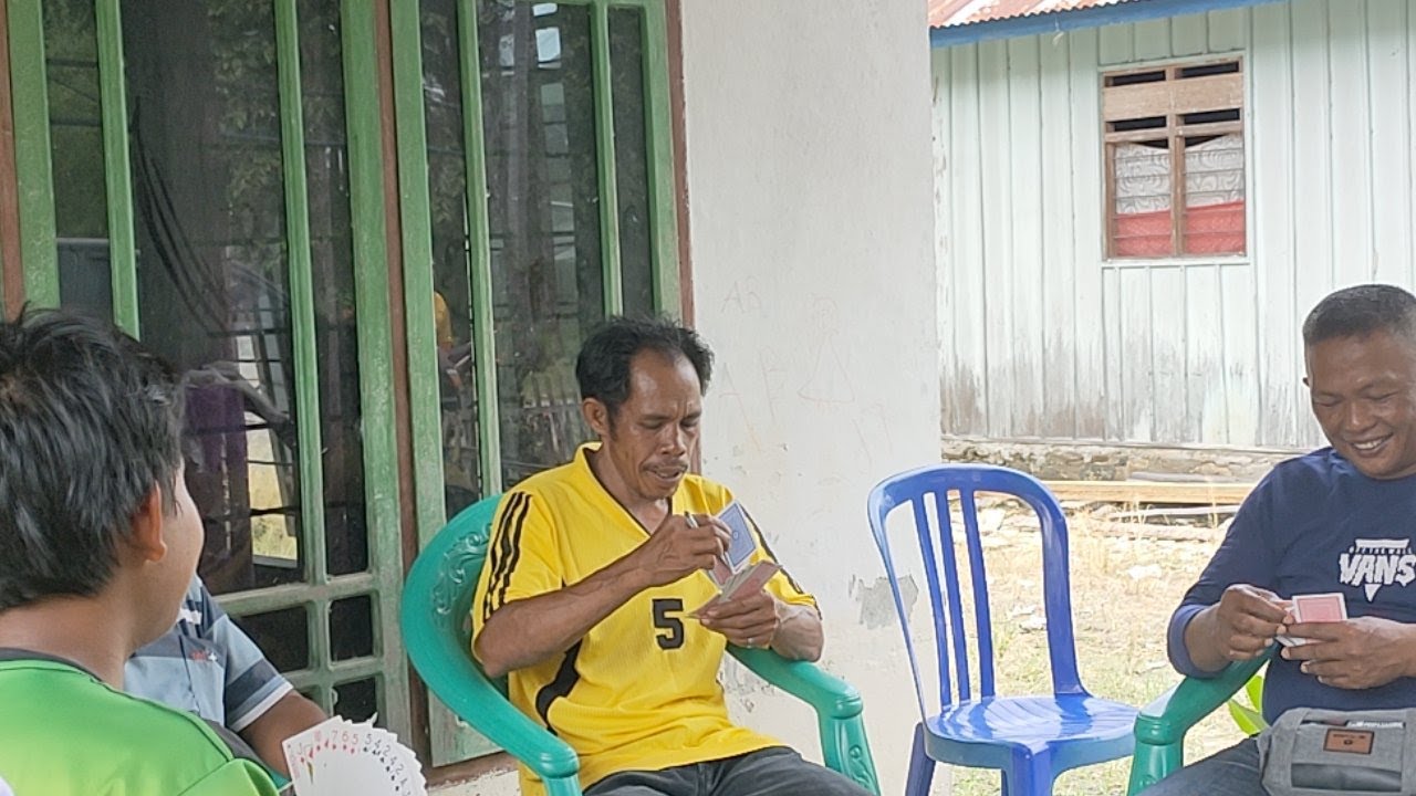 Main Remi (joker) Yang Kalah Dihukum Berdiri - YouTube