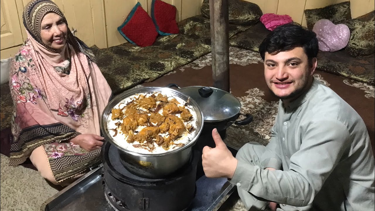 Wedding Chicken Roast with Pulao || best Asian dish ever .. finger ...