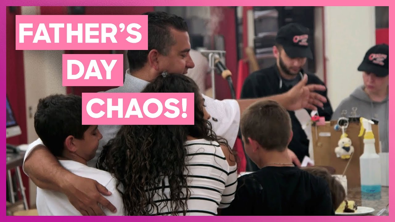 Buddy's Kids Cause CHAOS In The Bakery! 🙈 | Cake Boss - YouTube