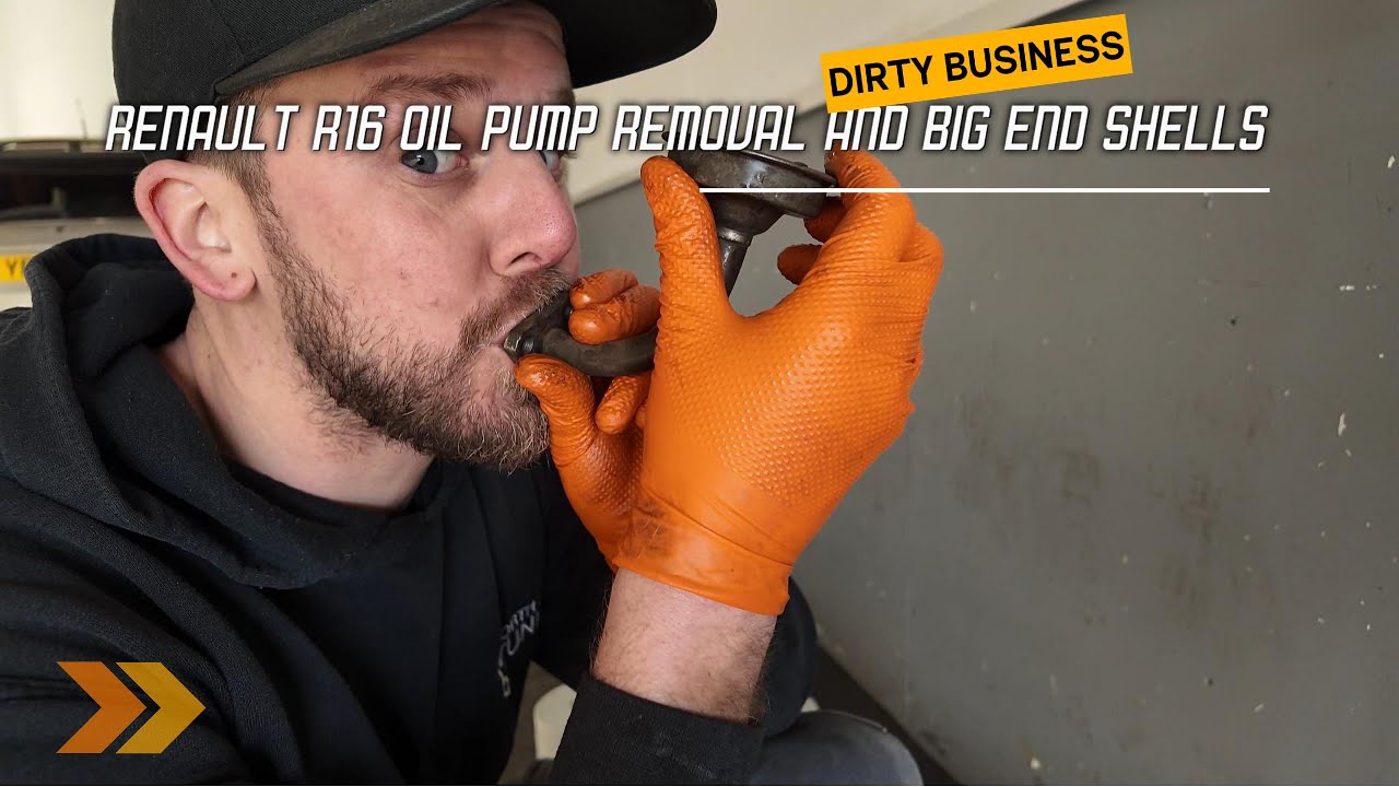 Renault R16: How to remove and inspect the oil pump, big end shells and ...