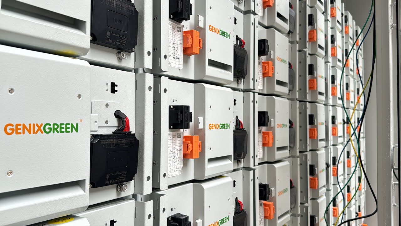 2.15MWh+1MW Genixgreen 40ft BESS container - YouTube