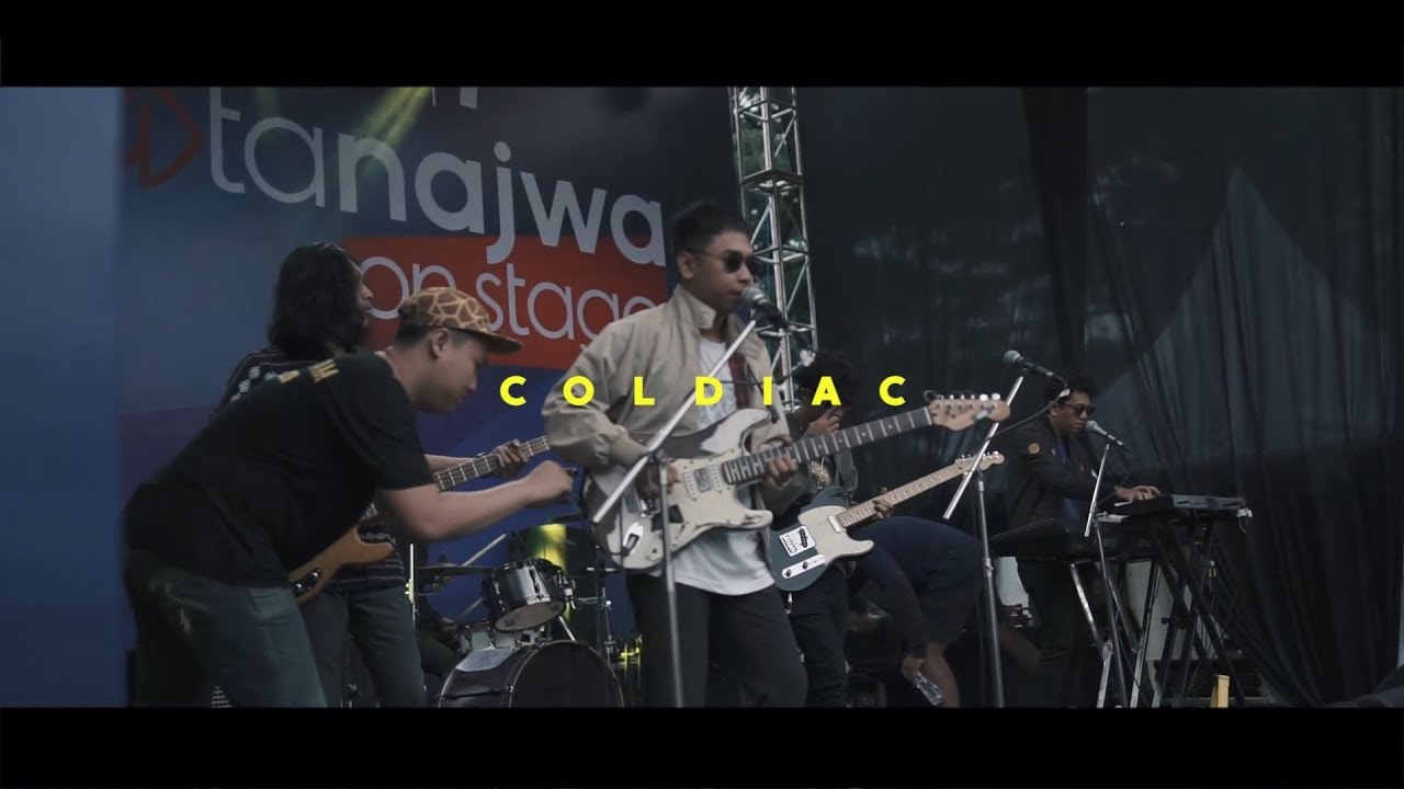 Coldiac live at UM (Mata Najwa On Stage) - YouTube