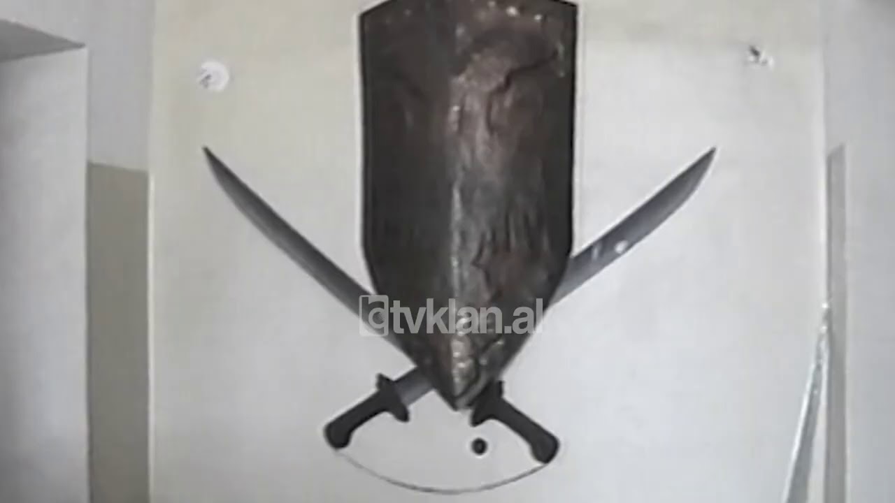 Muzeu etnografik Librazhd - (17 Shkurt 2001) - YouTube