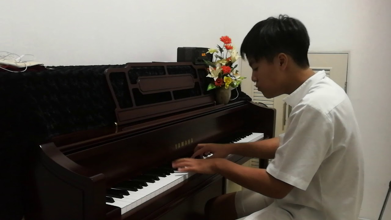 Mike Cornick Film Noir # piano Phuket - YouTube