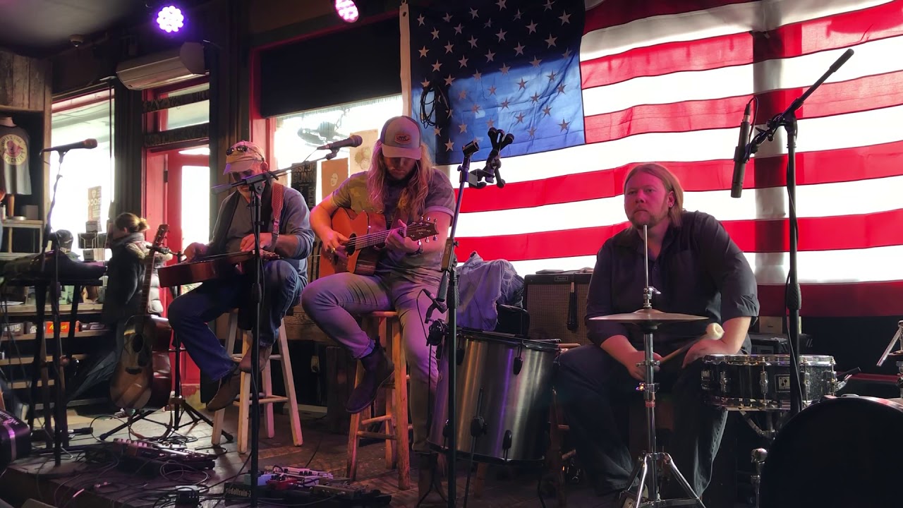 Casey Clark “Fly” LIVE in Nashville - YouTube