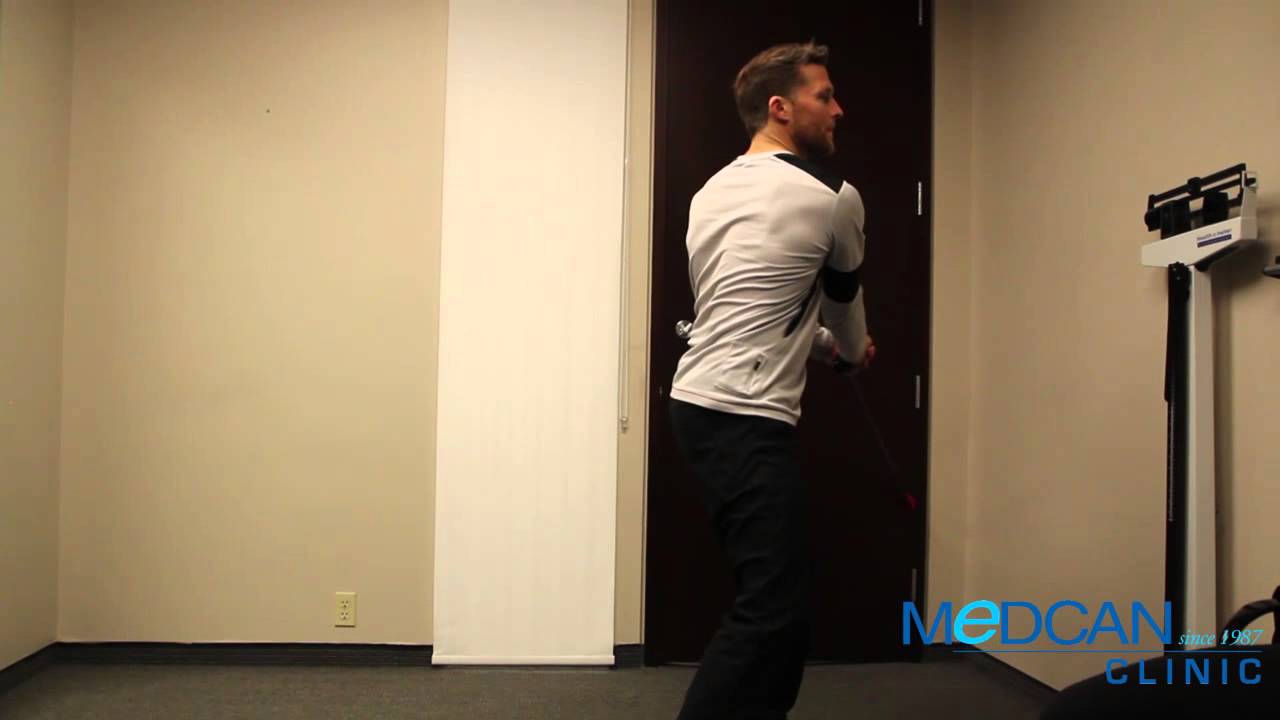 Reverse Woodchop Standing - YouTube