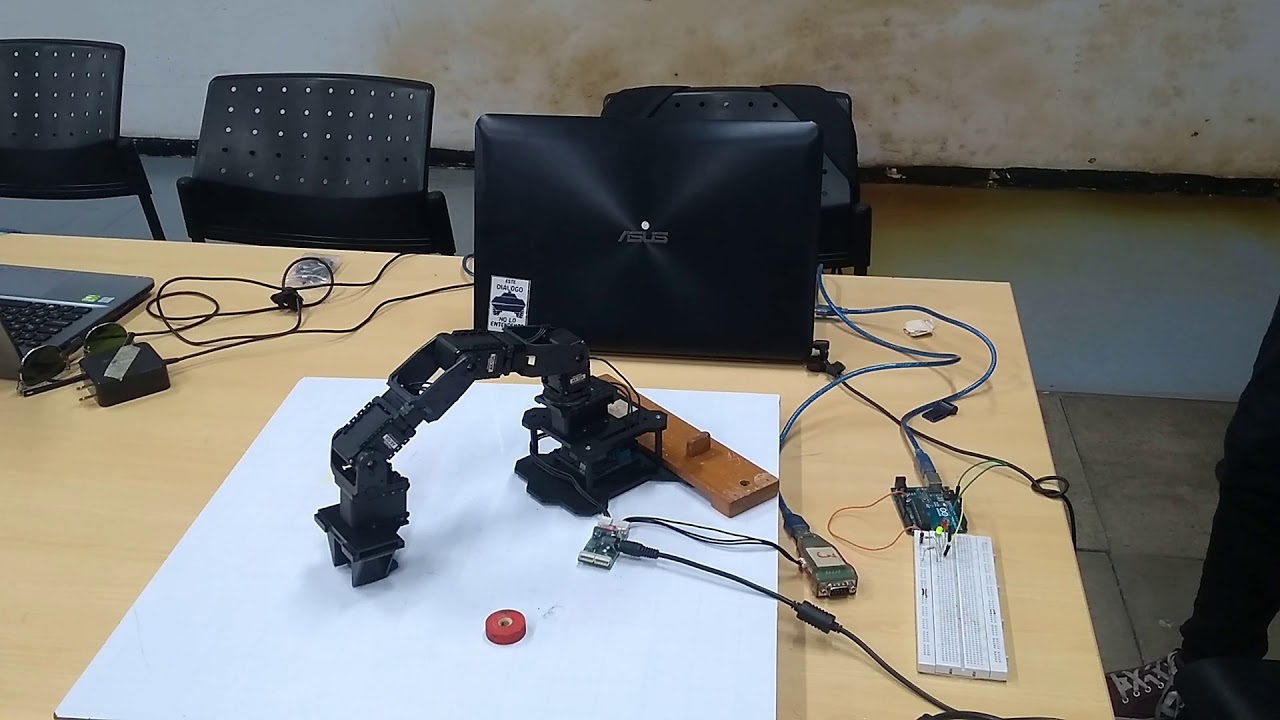 Cinemática Inversa - Robot Phantom X - ROS & Matlab - Peak and Pleace ...