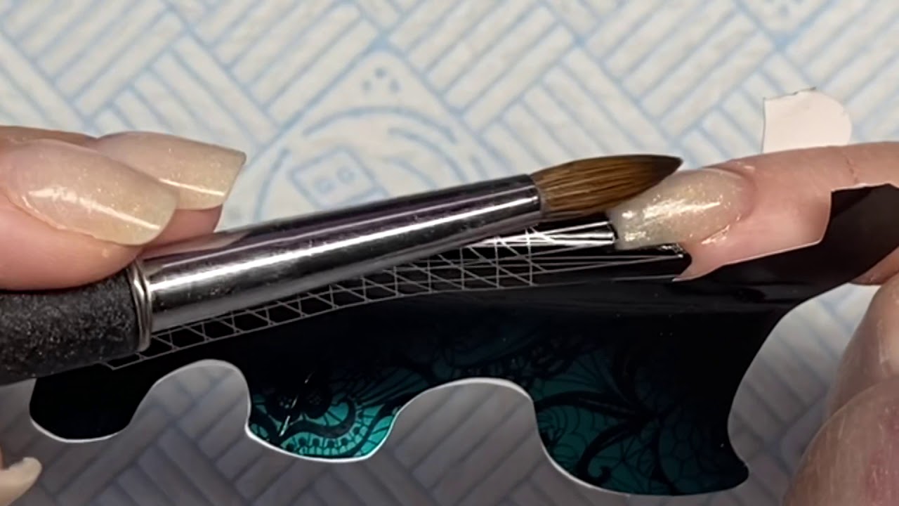 Watch me work /infill/repair/flexigel/poly gel - YouTube