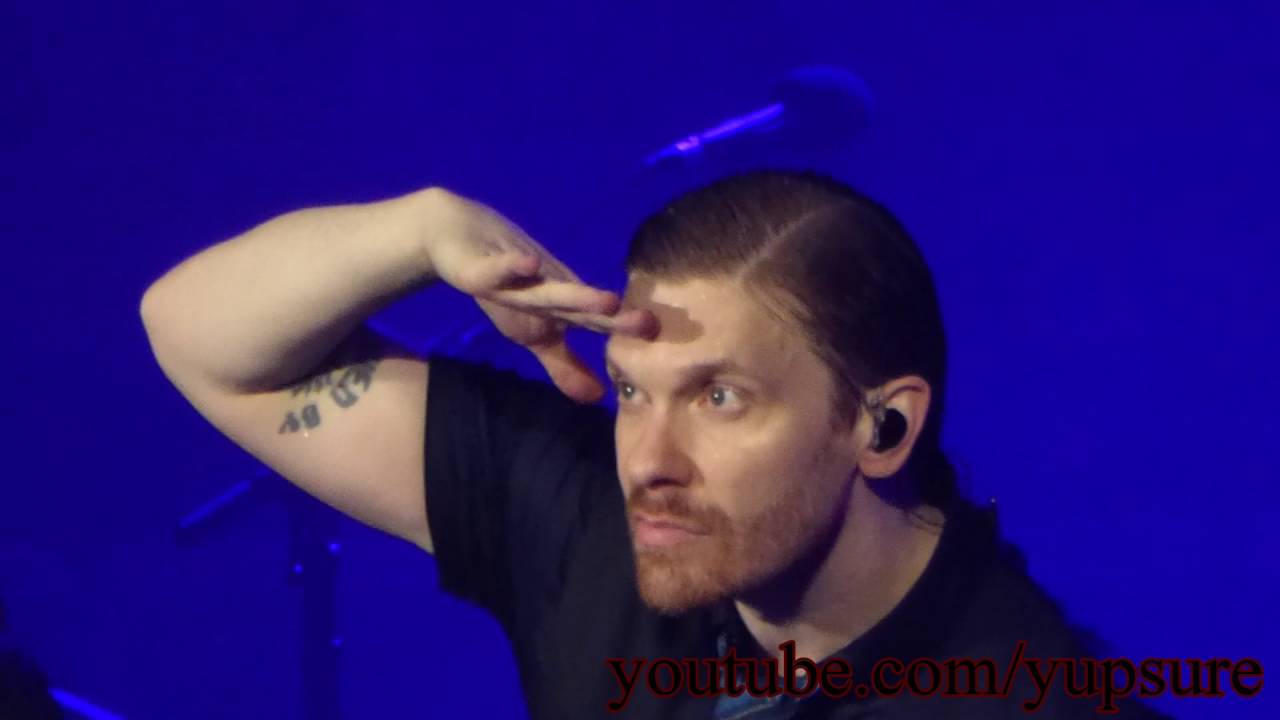 Shinedown Simple Man Live HD HQ Audio!!!! Mohegan Sun Arena - YouTube