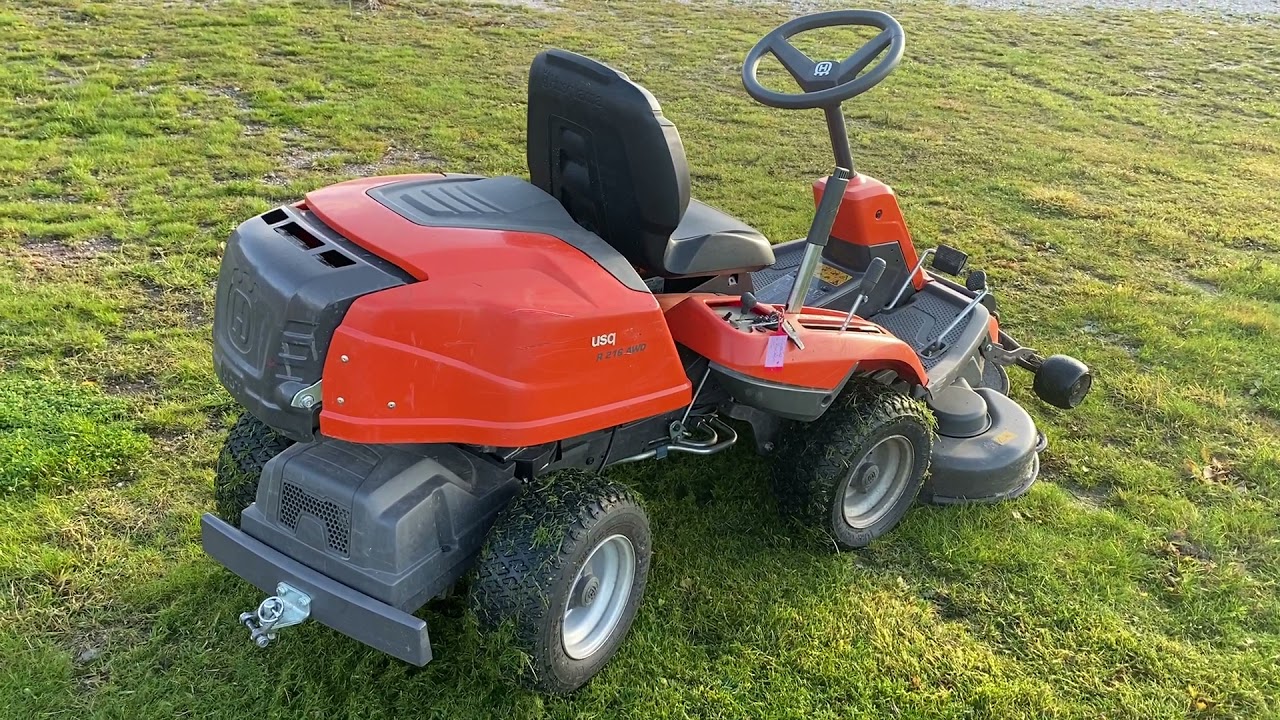 Husqvarna R216 AWD - YouTube
