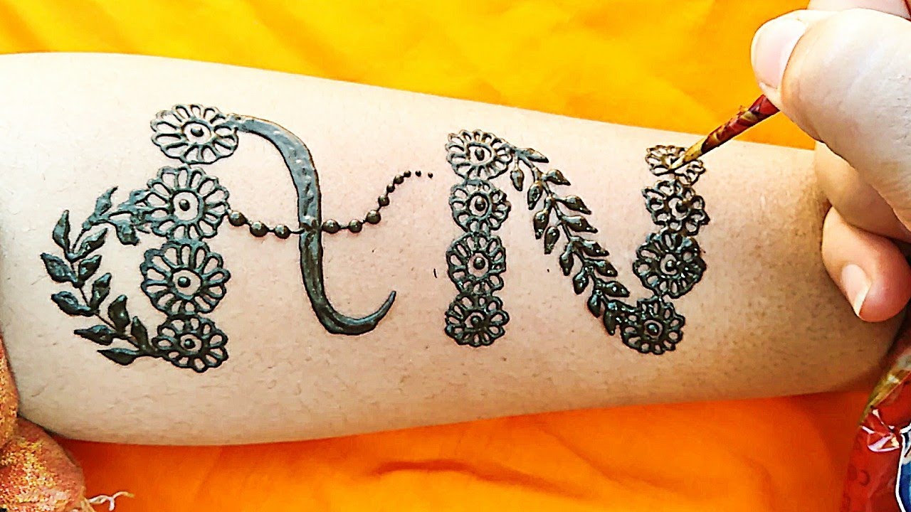 Mehndi designs Names 2021 | alphabet letters | girl name with mehndi ...