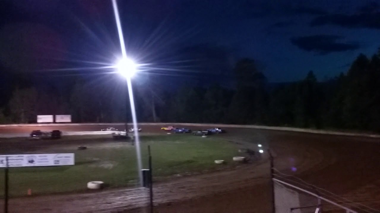 Eagle River Speedway pure stocks - YouTube