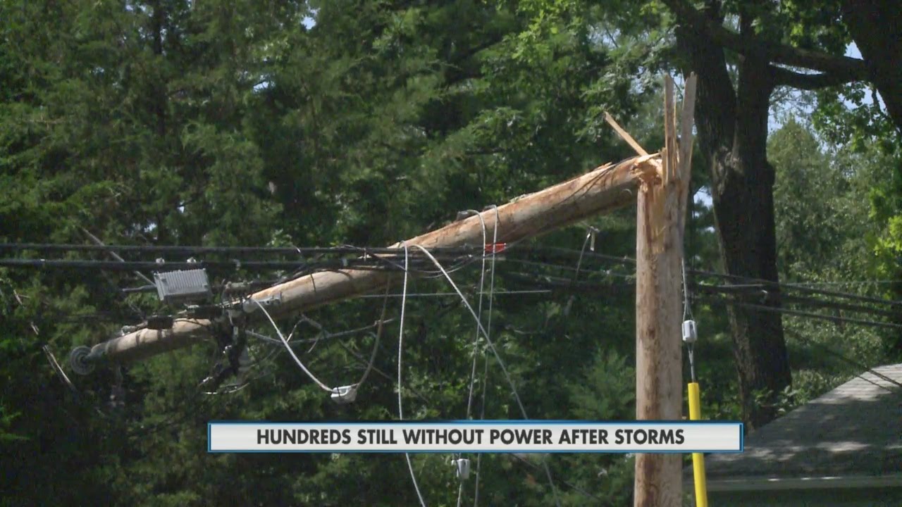 Madison residents see storm damage and power outages - YouTube