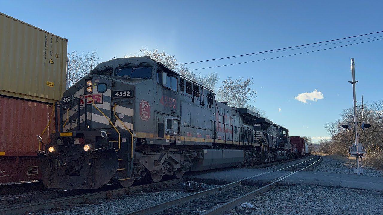 KCS 4552 (grey ghost) Long way from home rails - YouTube