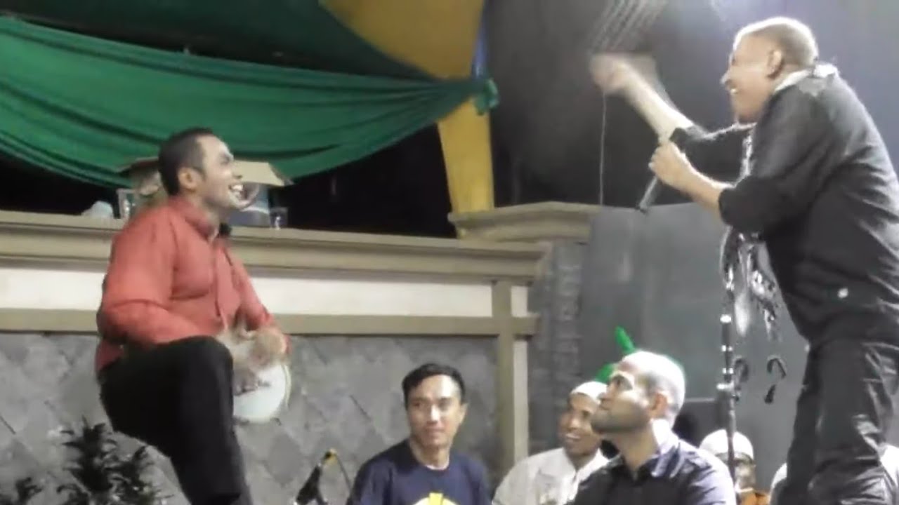 ZAMANAK - Anwar Harhara Ft Mustafa Abdullah Live in Palu - YouTube