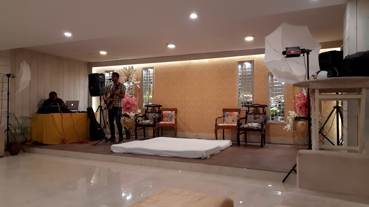 Live singing small setup - YouTube