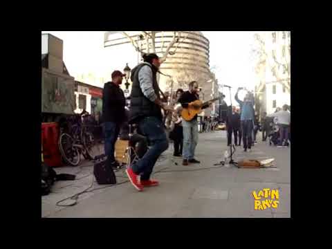 Fiestón en el centro de Barcelona con los Latin Panas!!
