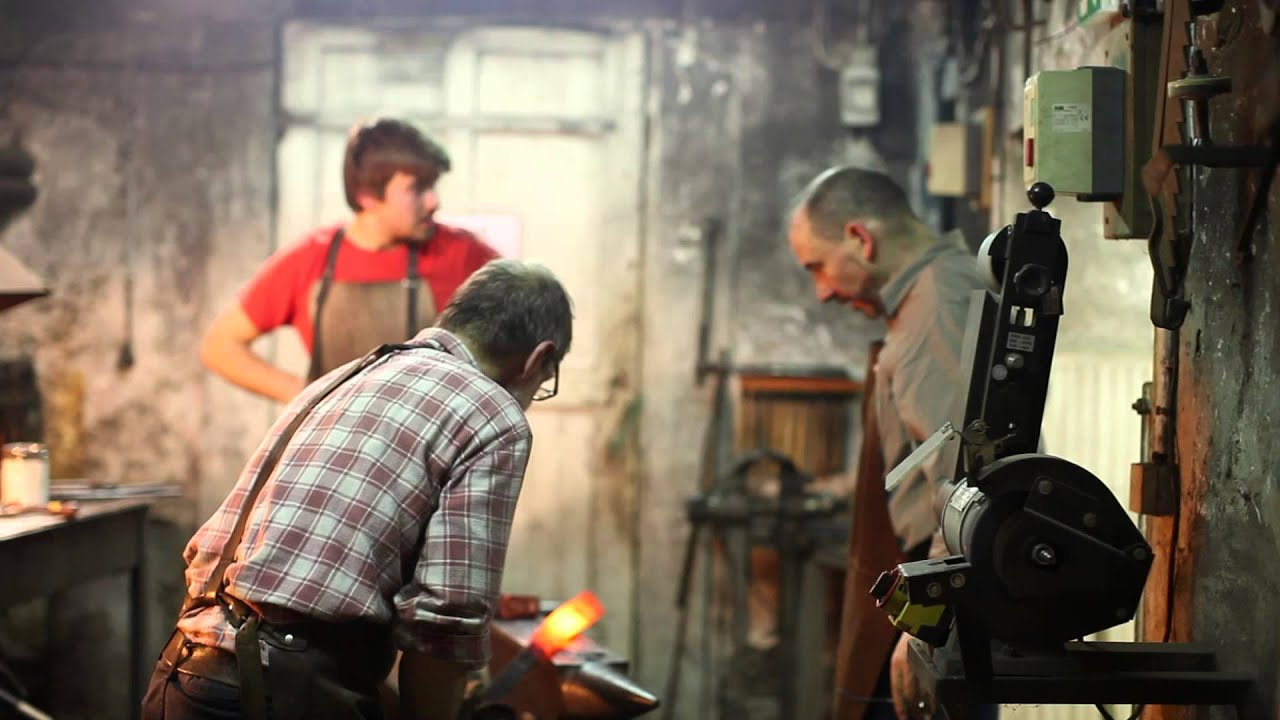 Forge Sabre - https://forgedenantes.jimdofree.com - YouTube