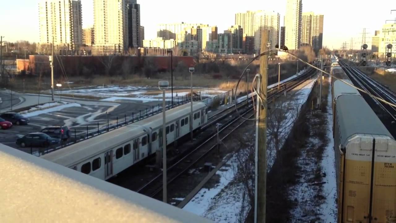 TTC H6 and GO Train Both enters Kipling station - YouTube