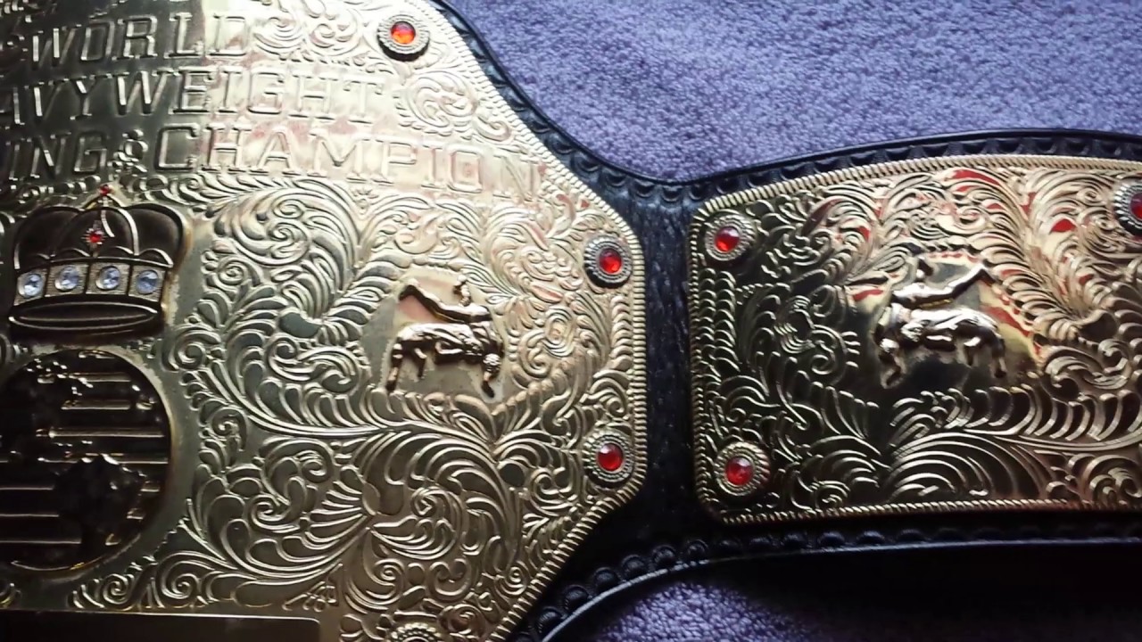 WWE Big Gold Releathered by Romeo Anderson - YouTube