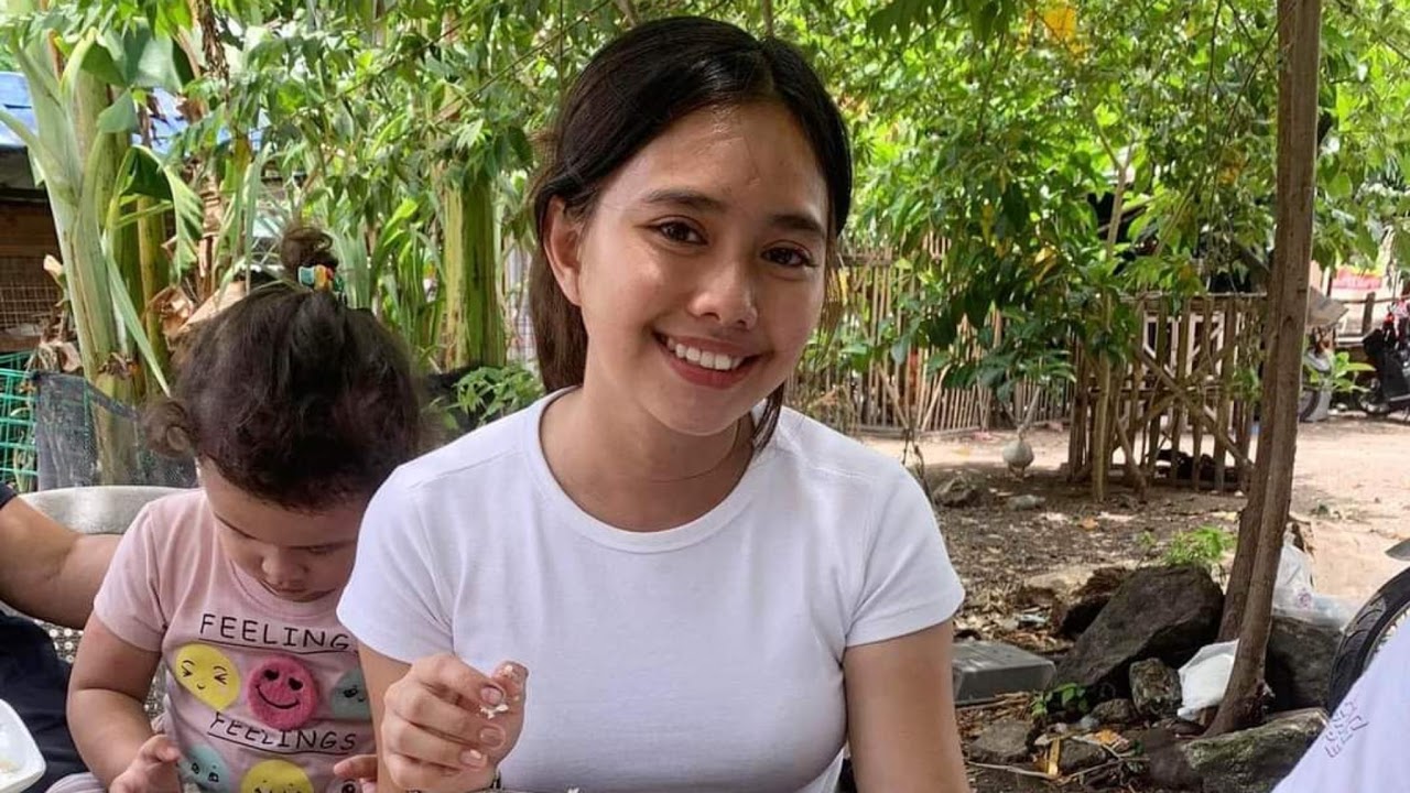 Boy Saging - YouTube