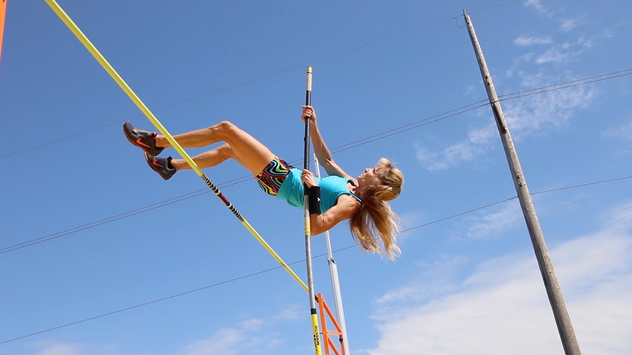 60 seconds with … a champion senior pole vaulter - YouTube