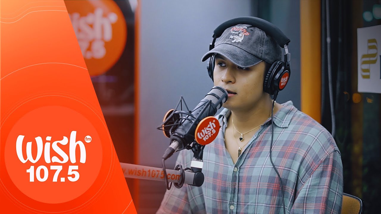Jarlo Bâse performs "Malumanay" LIVE on Wish 107.5 Bus - YouTube