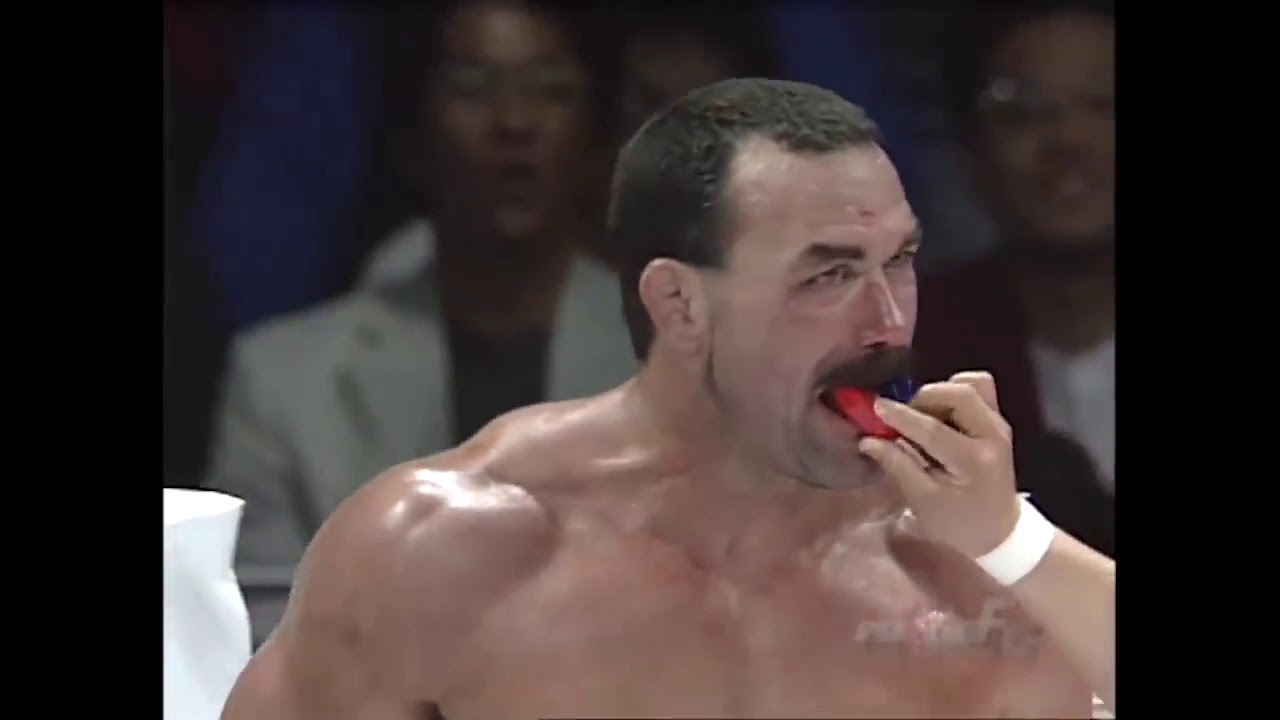 PRIDE FC Free Fight Don Frye vs Yoshihiro Takayama 2002 - YouTube