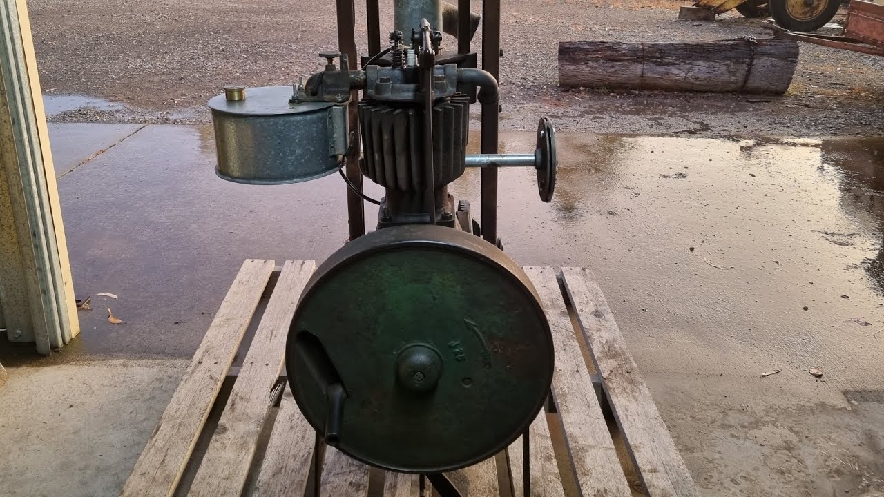 Buzacott Farm Pumper - First run in over 40 years! - YouTube