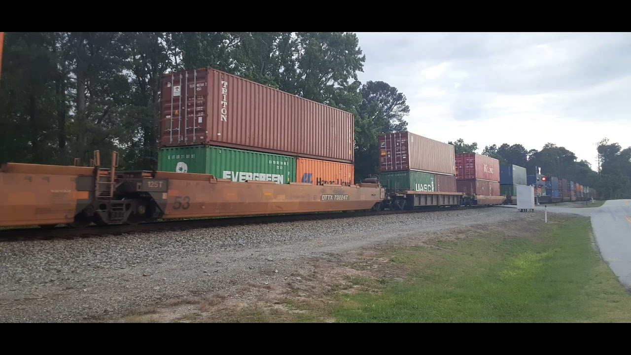 NS 238 with NS 1117 SD70ACE and NS 8045 ES44AC - YouTube