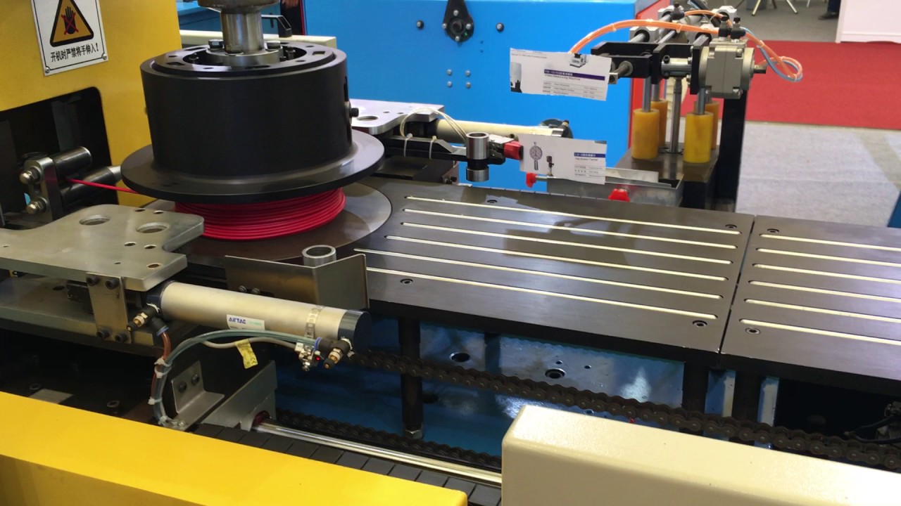 One extruder two cables - YouTube