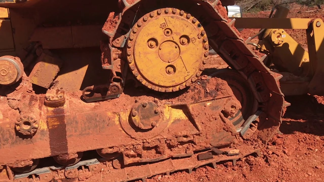 How To Remove Final Drive From Bulldozer D6R Xl YouTube how-to-remove-final-drive-from-bulldozer-d6r-xl-youtube