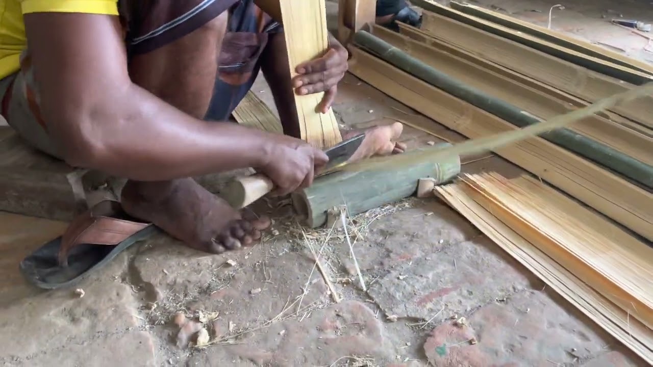 Bamboo Master Cutting Bamboo। How to Process Bamboo For Cutting। Bamboo Fillet & Slicing Skills ...