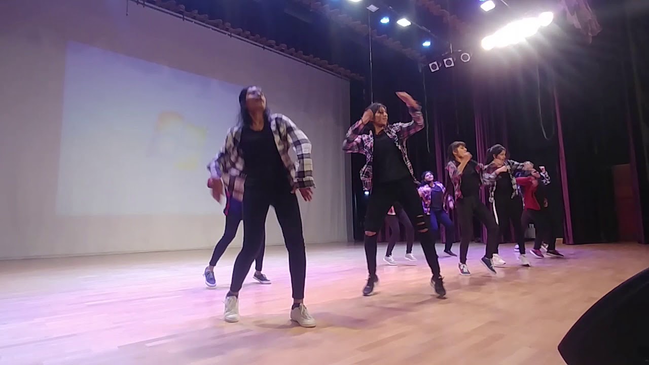Grade 11 Teachers Day Dance Performance - 2018 - YouTube