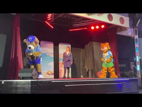 Bradley & Rory - Character Show - Seaside Squad - YouTube