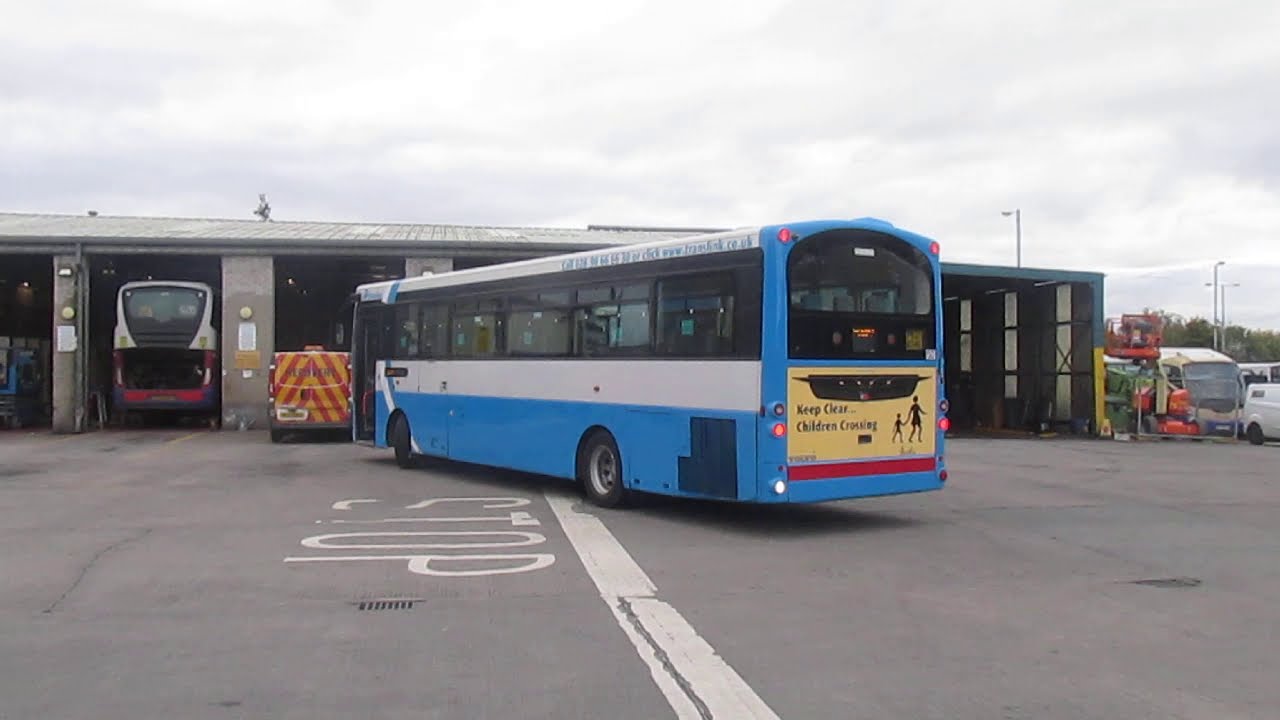 Downpatrick Bus Depot Shunt 1 Shunting Wright Schoolrun 341 - YouTube