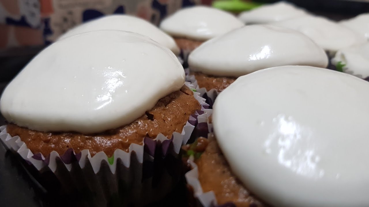 VANILLA AND CHOCOLATE CUPCAKE/ +EPIC FAIL ICING BUT STILL YUM/ Json Palma - YouTube