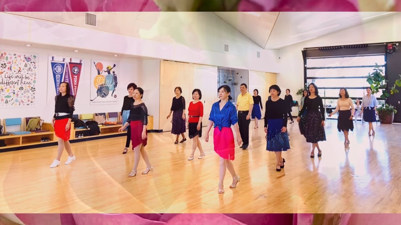 Lucky Lips Line Dance (Absolute Beginner) - YouTube