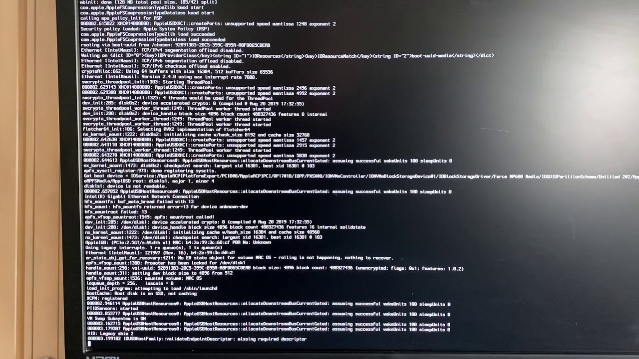 Hackintosh Boot - YouTube