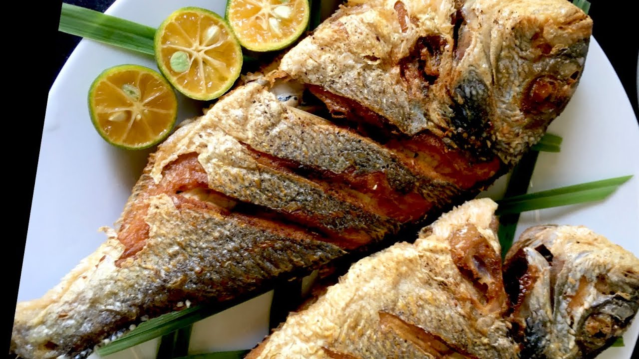 WHAT DOES FRIED BAKOKO TASTE LIKE? - YouTube