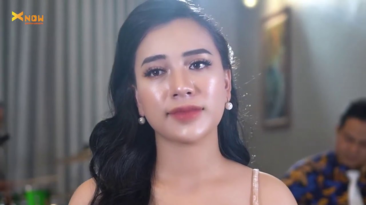 PHAN MA HONG & THANH HIEN - YouTube