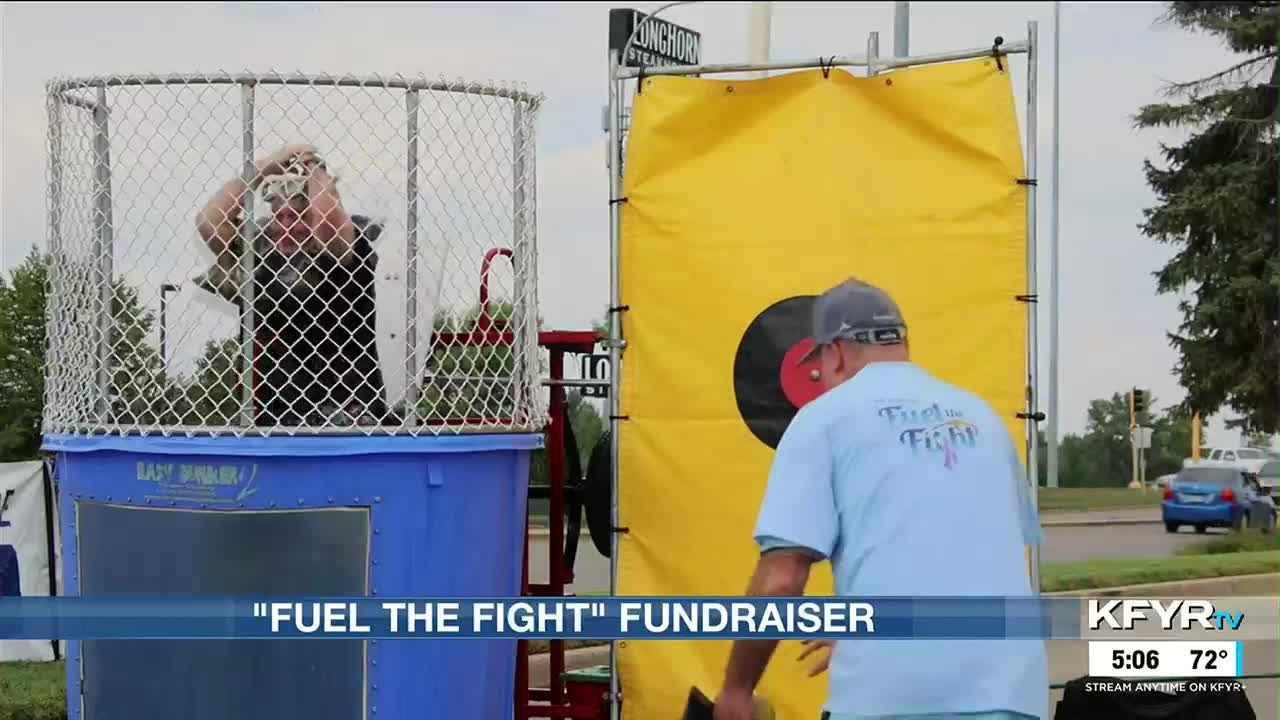 ‘Fuel the Fight’ attendants dunk the mayor, raise money for cancer ...
