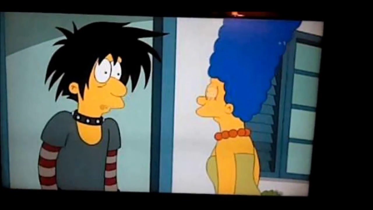 The Simpsons Clips: Marge Simpsons Vomiting Scene! - YouTube