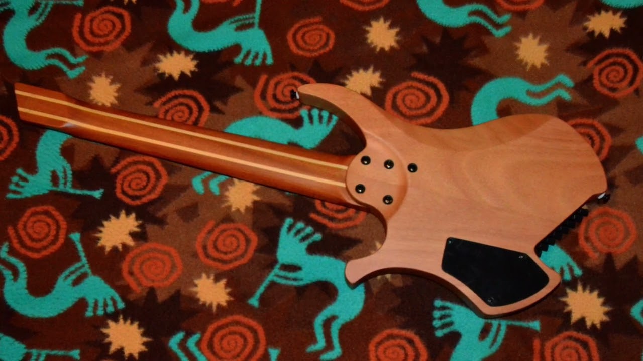 1st Look at a StRaNgE Guitar, Agile Chiral Parallax 8 string, headless ...