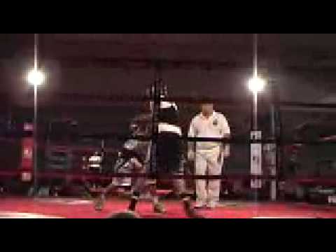 Kareem Martin vs Alberto Fundora - YouTube