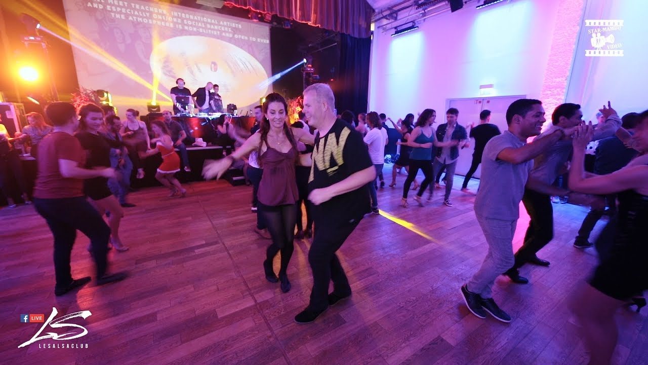 Andre Holland & Melanie - social dancing @ LeSalsa'Club Party - YouTube