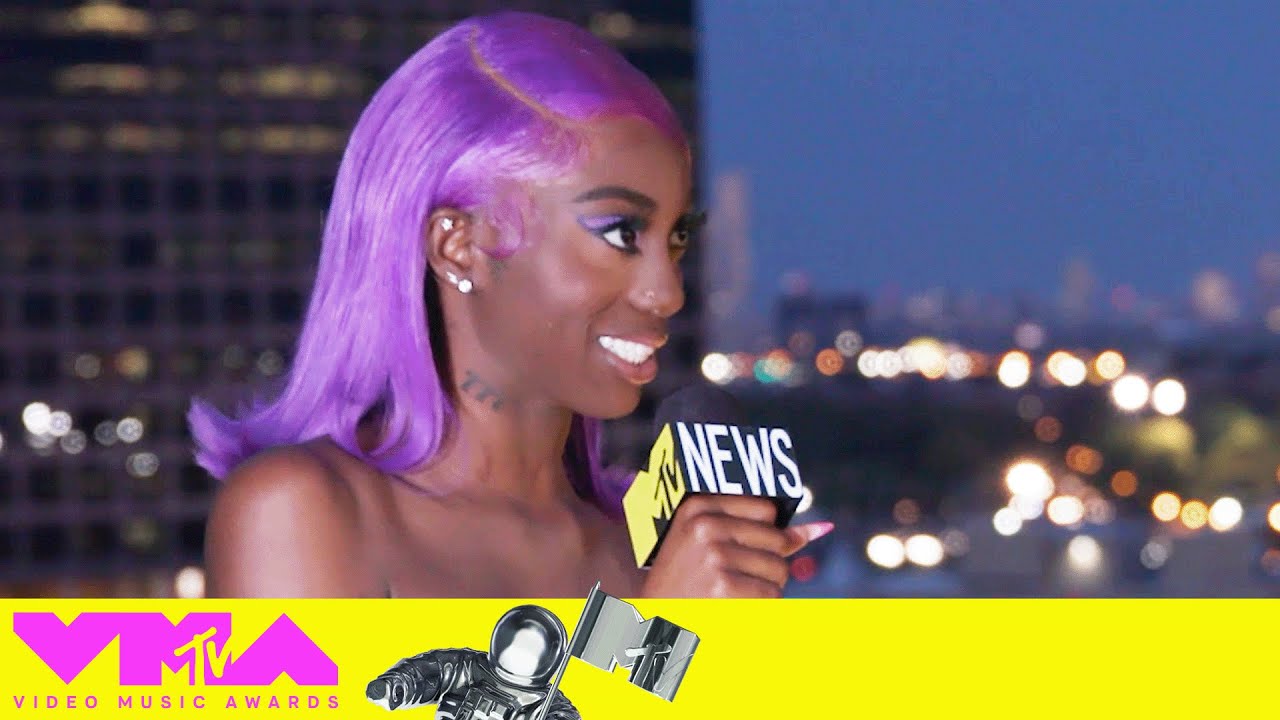 Flo Milli on Reality TV & Her New Album | MTV News - YouTube